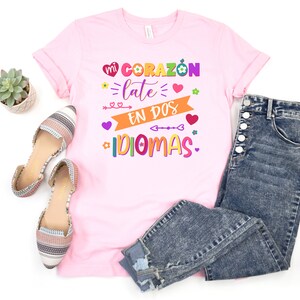 Spanish Teacher Valetines Day Shirt, Mi Corazon Late En Dos Idiomas ...