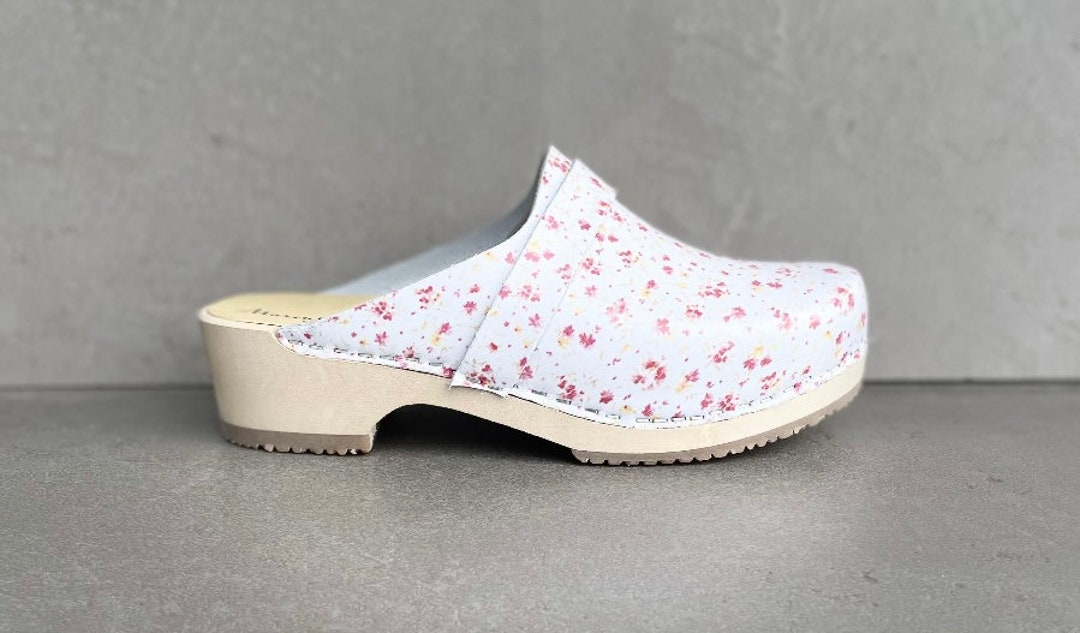 Swedish Clogs, Ingrid Low Heel, With Flowers. Made in Sweden. - Etsy