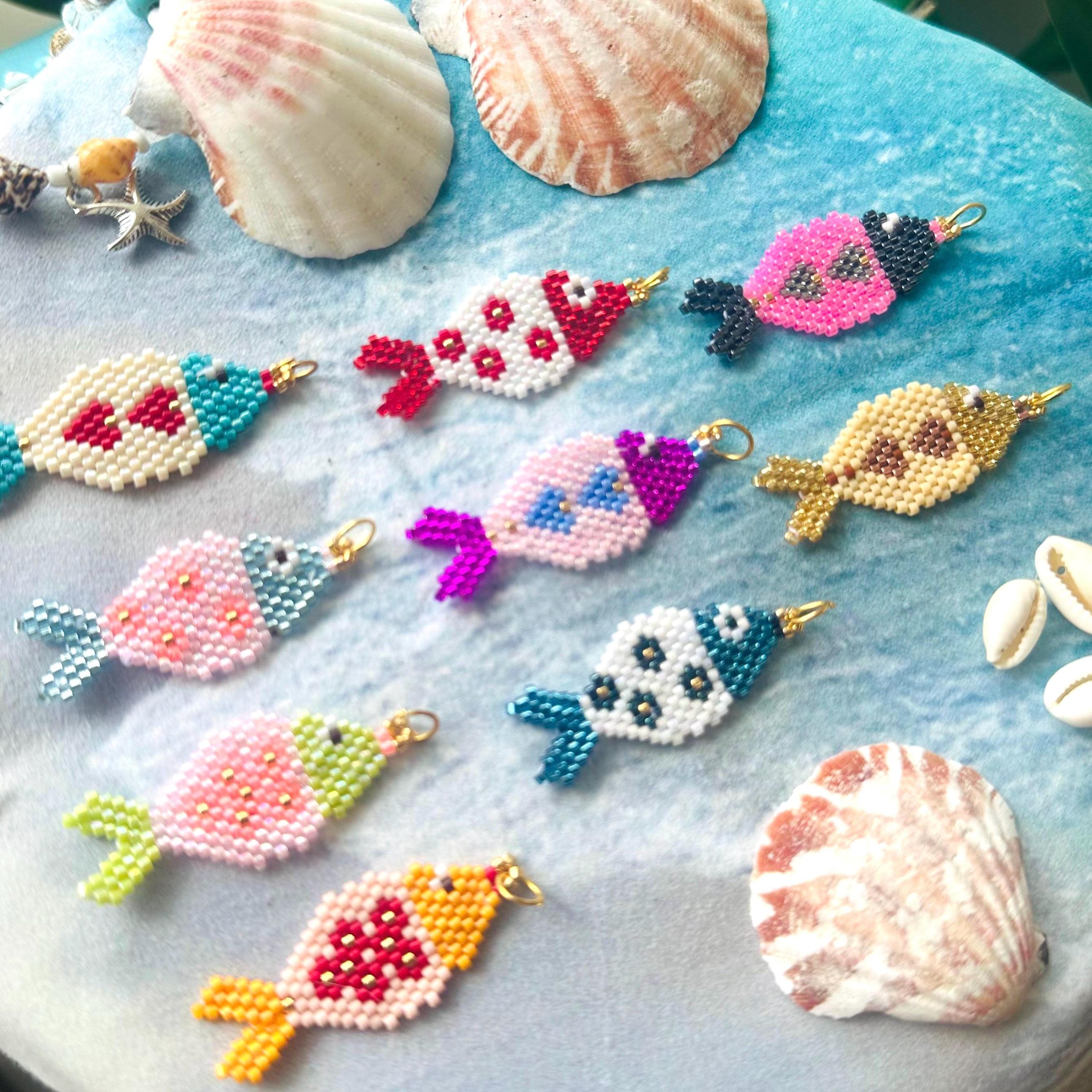 MIYUKI FISH CHARM| Beaded Fish Pendant | Beach Jewelry | Dije De Pez ...