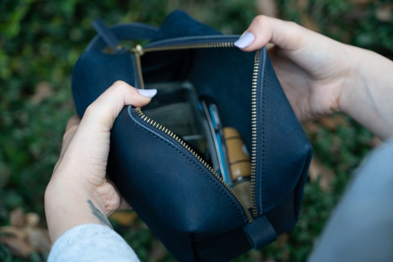 Personalized Groomsmen Gift Dopp Kit Bag Customized Leather - Etsy