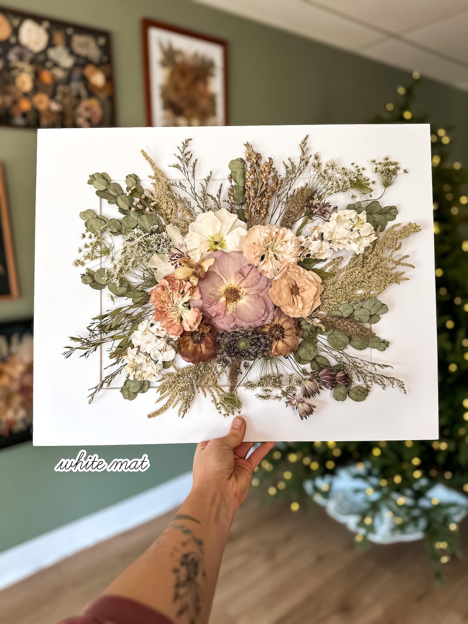 16x20 Pressed Flower Frame | Gold Wood, Wedding Keepsake - Etsy