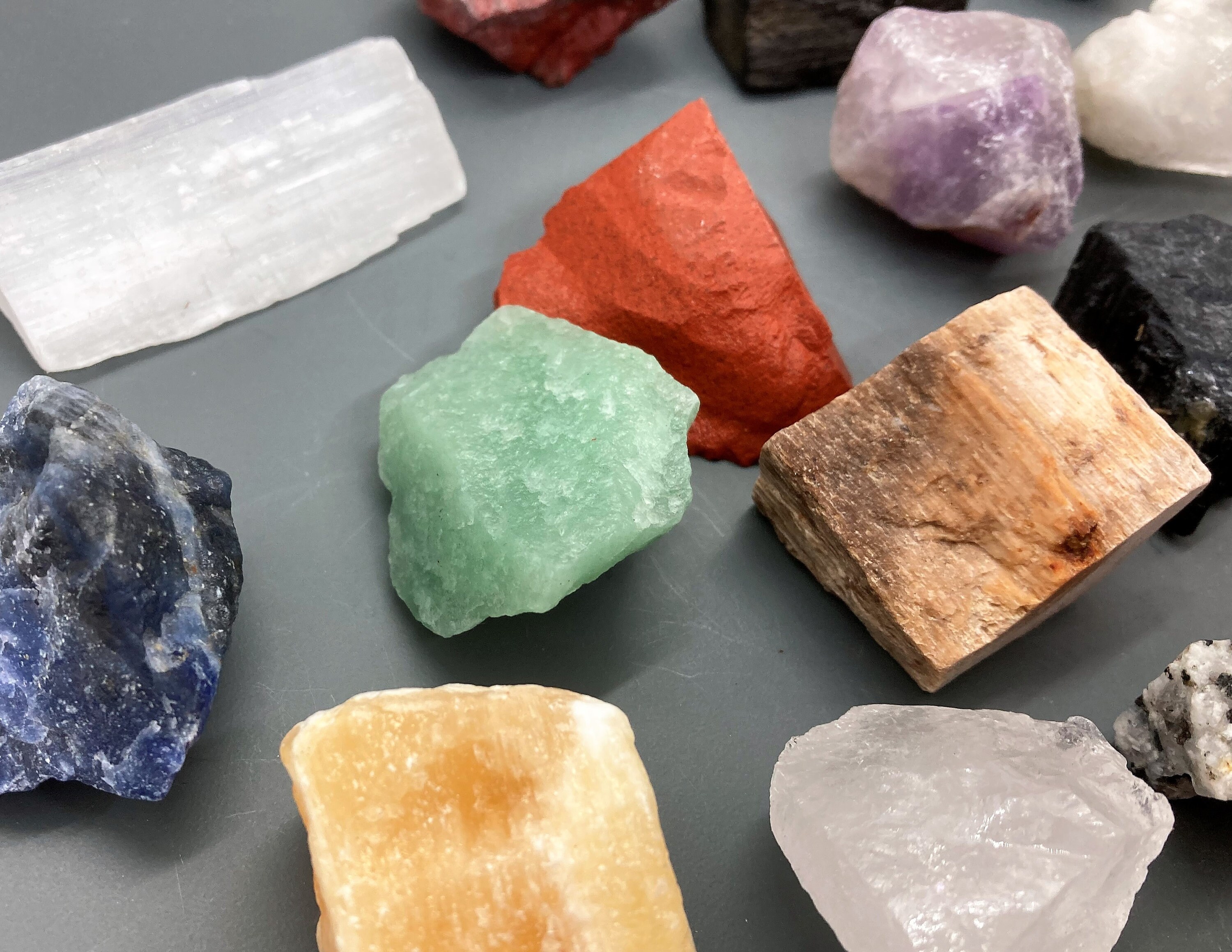 1 kg bunt gemischte EDELSTEINE Rohsteine Mix Wassersteine | Etsy