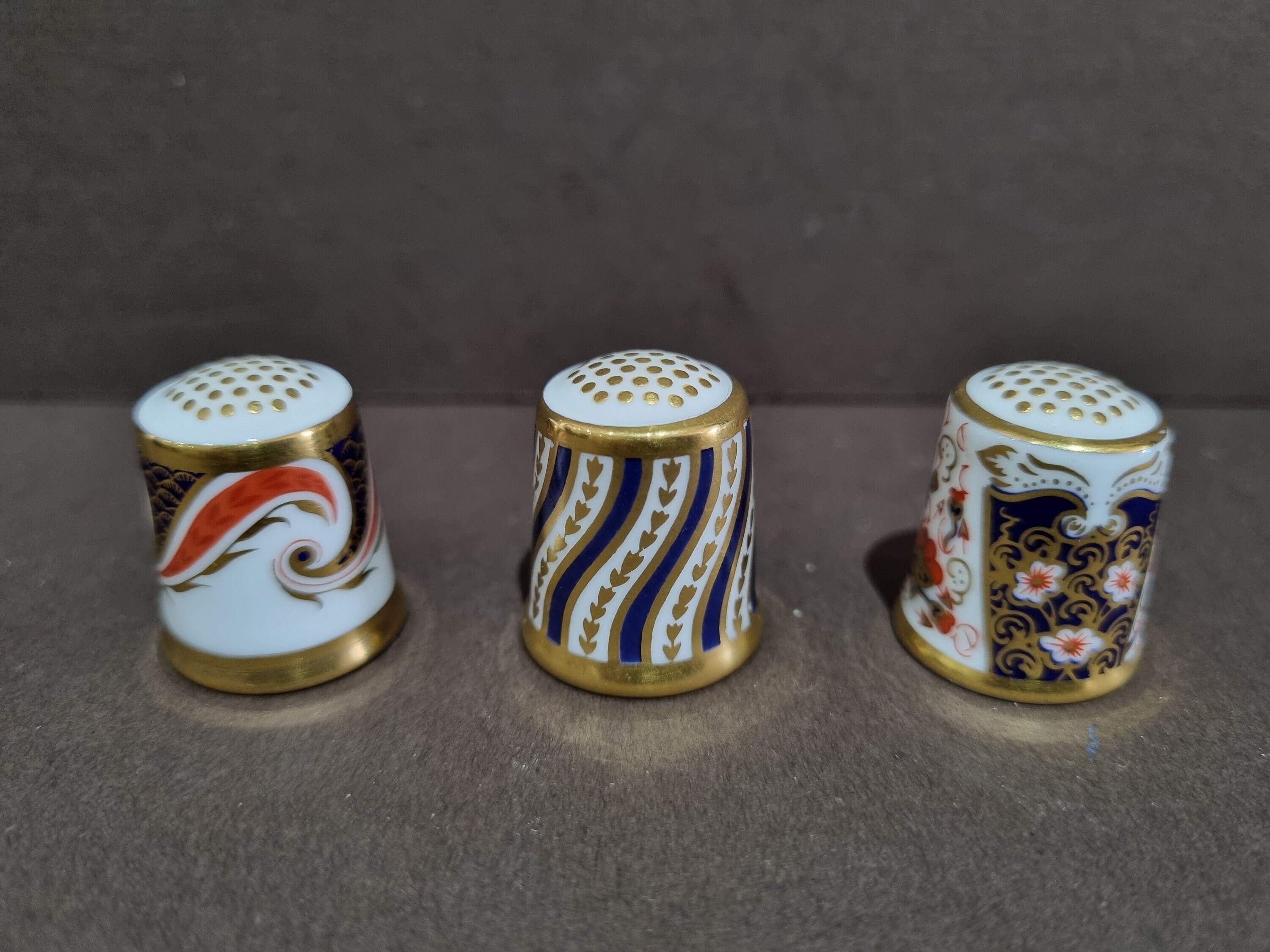 9 X Royal Crown Derby BOXED Thimbles Various Patterns and Dates - Etsy