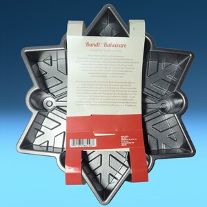 New Nordic Ware Christmas Winter Snowflake Shortbread Baking Cast ...