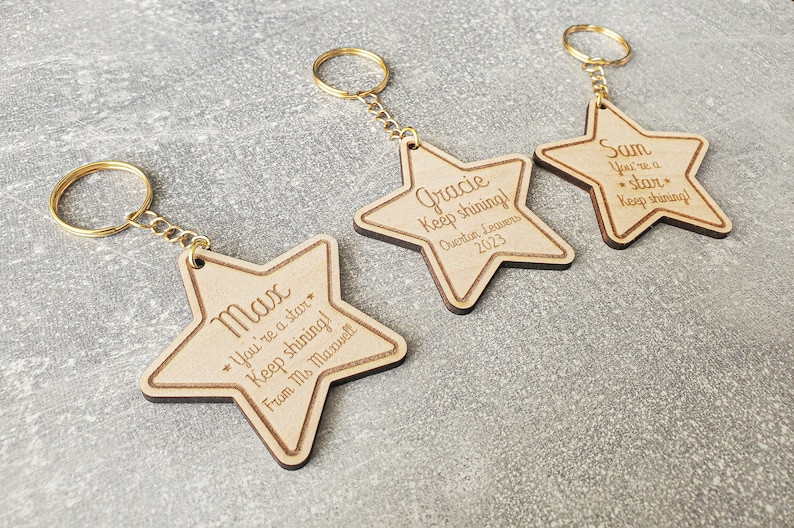 Personalized Wooden Star Keyring: Teacher Student Gift - Etsy