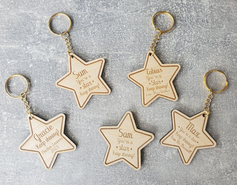 Personalized Wooden Star Keyring: Teacher Student Gift - Etsy