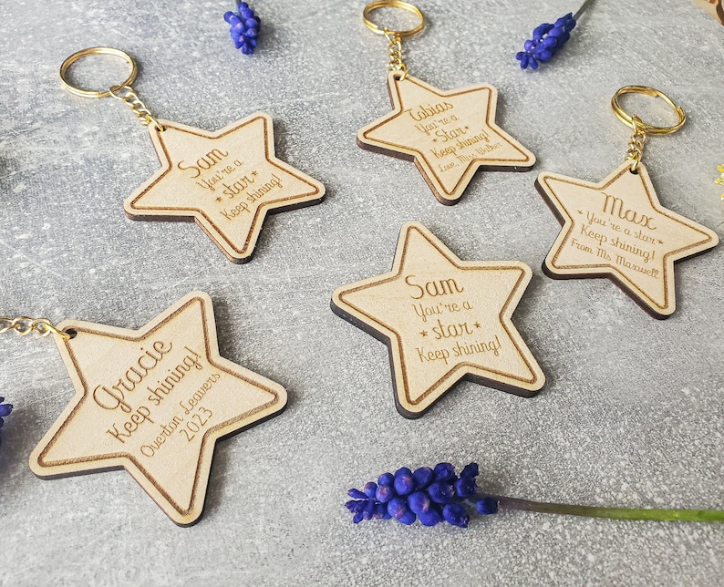 Personalized Wooden Star Keyring: Teacher Student Gift - Etsy