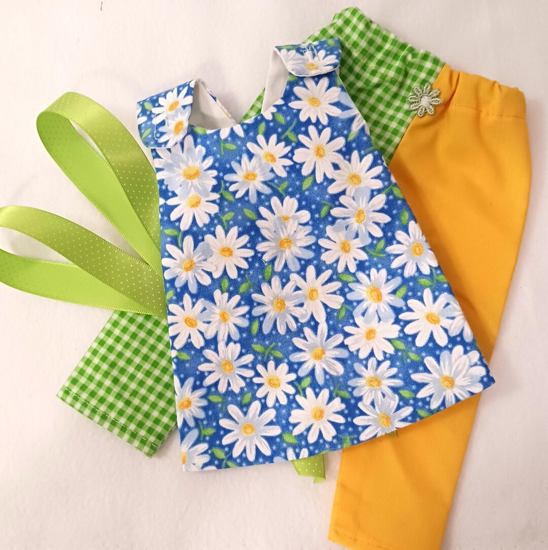 Just A Fun Saturday Outfit of Daisies, Gingham, and Polka Dot Ribbons ...