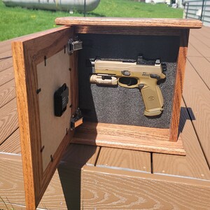 Pistol Concealment Clock. Hidden Gun Storage. Solid Oak Mantle Clock ...