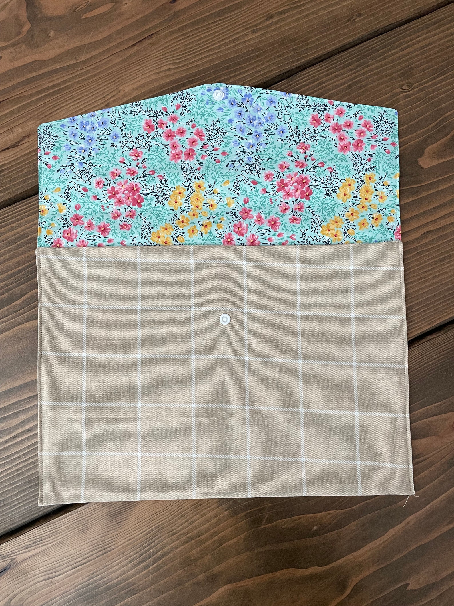 Envelope Fabric Folder Sewing Pattern: Beginner DIY Gift Card Holder ...