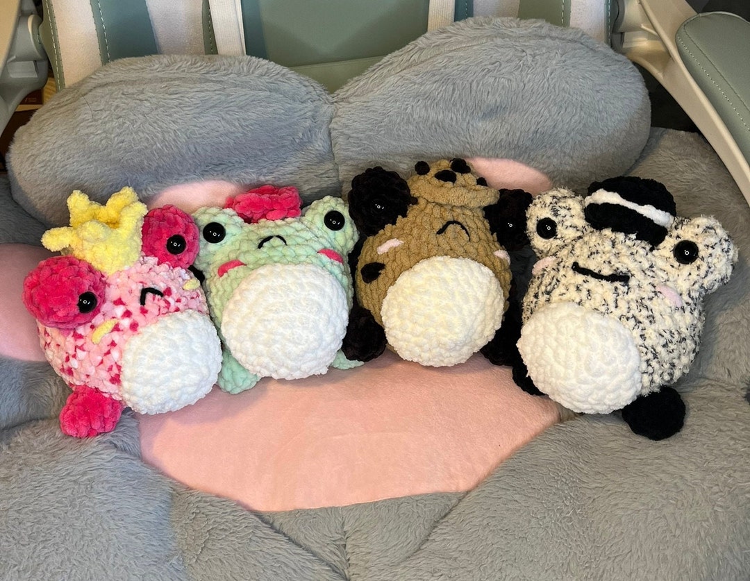 Frog Plushie Cute Amigurumi Kawaii Frog Plush, One of a Kind, Handmade ...