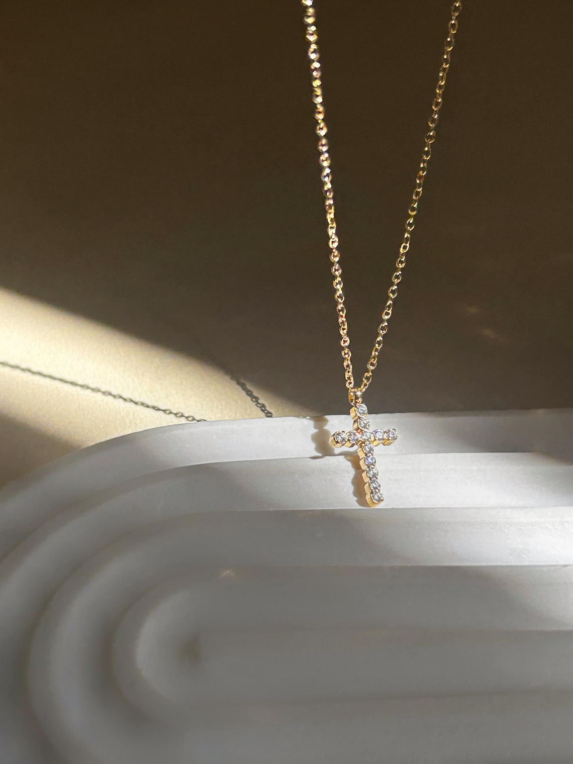 Cross Necklace, Diamond Cross Pendant Necklace, Minimalist Jewelry ...