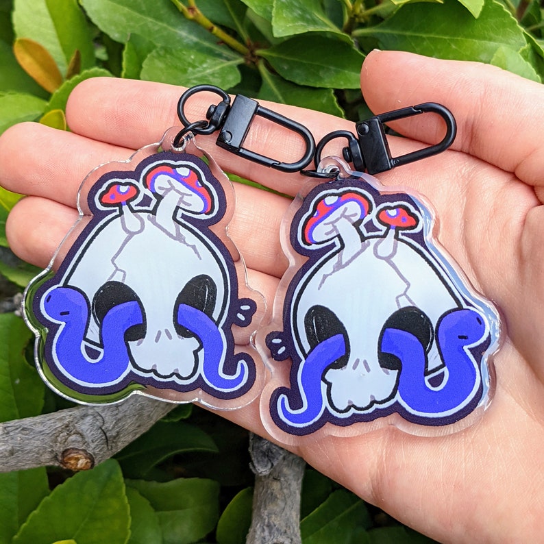 Snakes in Skulls Keychains Set! - Etsy