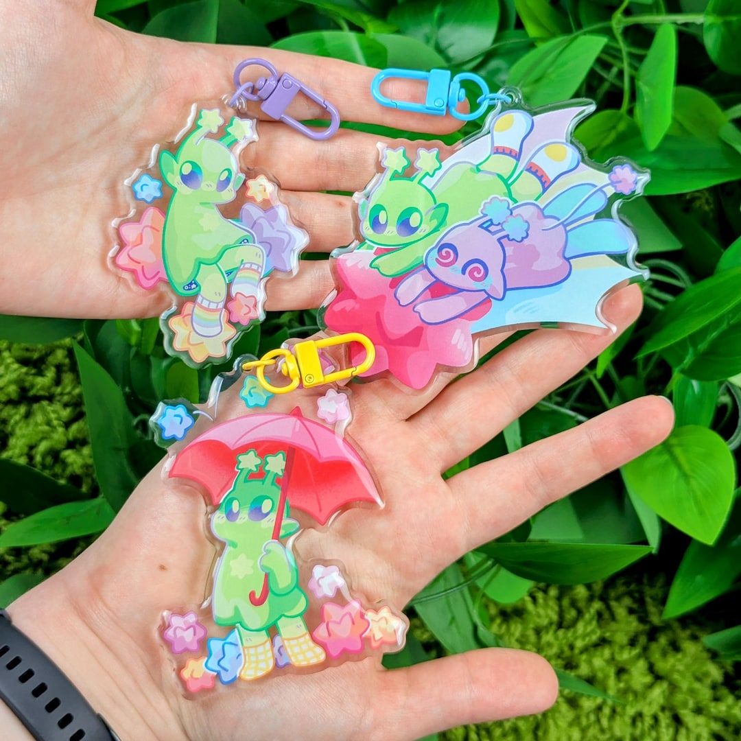 Cute Alien Keychains! - Etsy