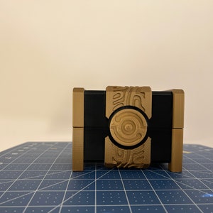 3D Printed Sheikah Treasure Chest: Switch Cartridge Box - Etsy