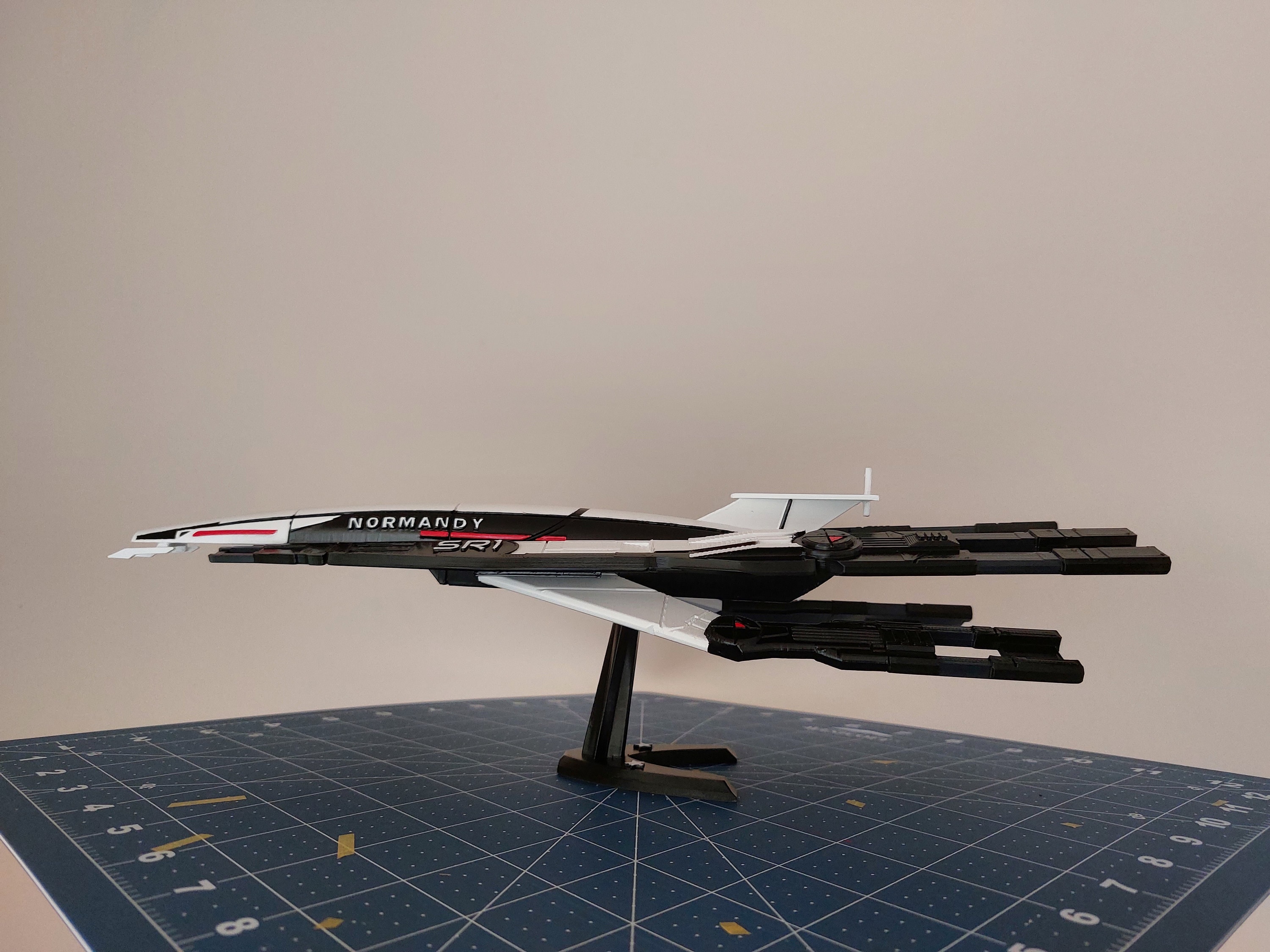 3D Printed Normandy SR1 From Mass Effect - Etsy Australia
