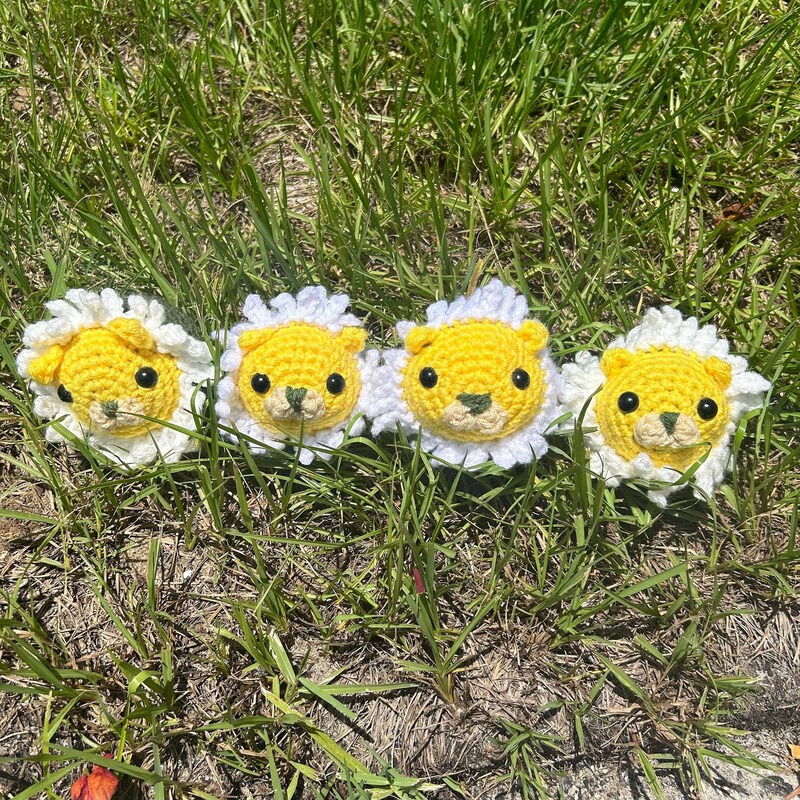 Dandy Lion - Etsy