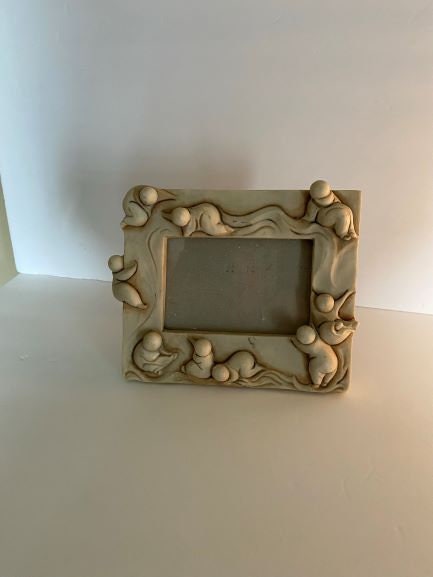 Visual Arts Photography hold 4x6 photo 8 12 x 7 Frameology Childs Play ...