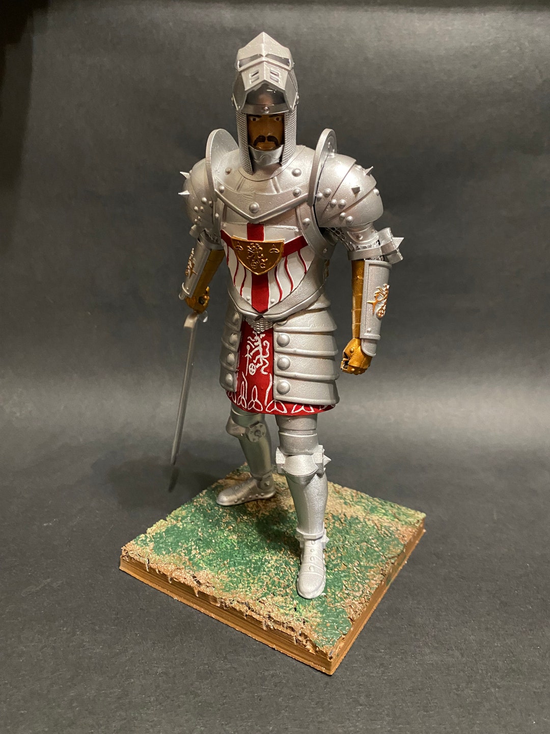 Statue of Paladin Armor One Handed Fight Position Inspired Gothic 2 ...