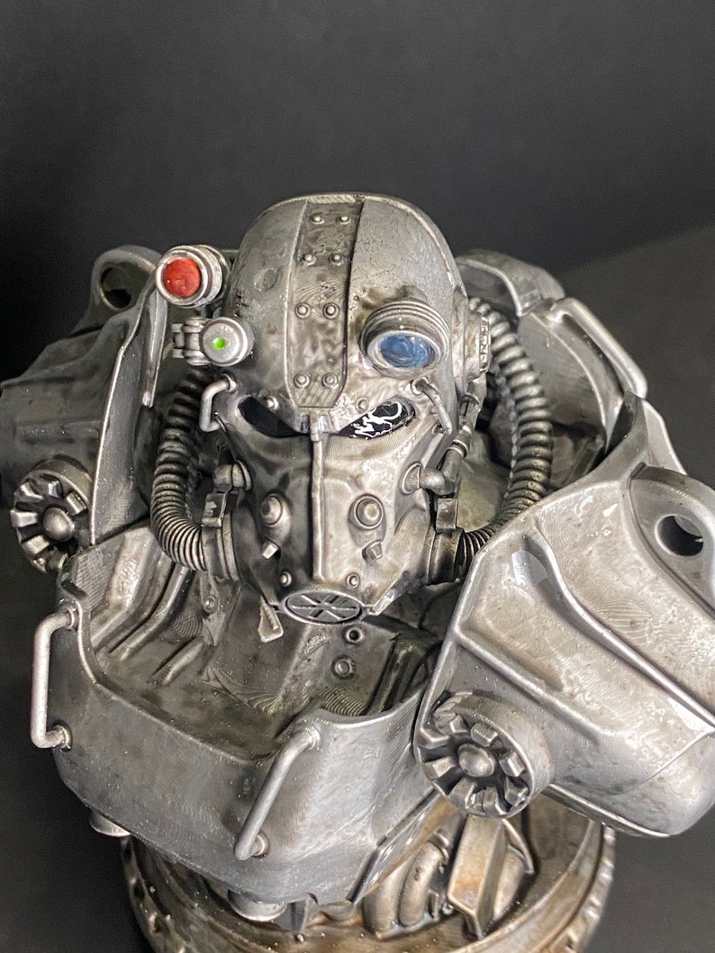 Half-length T 45 Power Armor Knight From the Fallout Atomic Armorer ...