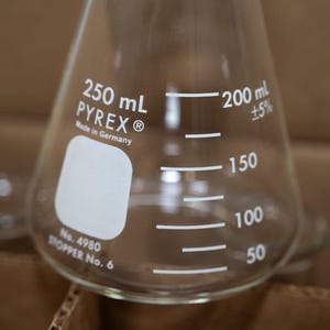 U.S. G.I. Pyrex Erlenmeyer Flask – 250ml Military Lab Glass, 4-pack - Etsy