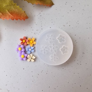 Mini 3D Flower Polymer Clay Mold, Flexible Silicone Mold, 3D Botanical ...