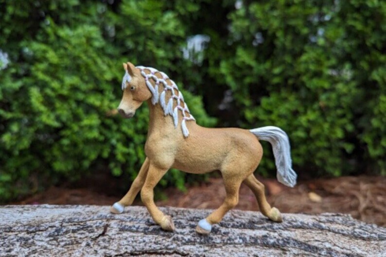 Custom Palomino Schleich Horse - Etsy
