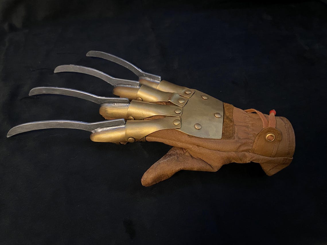 Freddy Krueger's Glove! Movie "a Nightmare on Elm Street"! Ver2 - Etsy ...