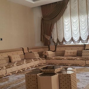 Yemeni Majlis, Arabic Jalsah Seating, Arabic Sitting Furniture With ...