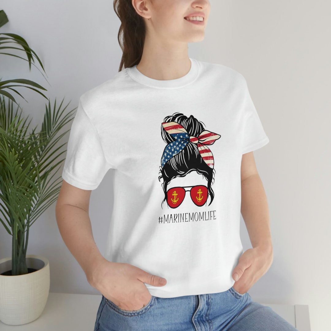 Marine Mom Life Messy Bun T-shirt - Etsy