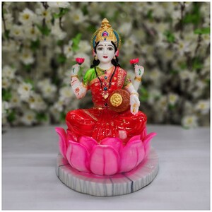 Lakshmi Goddess Statue Sitting Laxmi on Lotus Lakshmi Idol Hindu ...