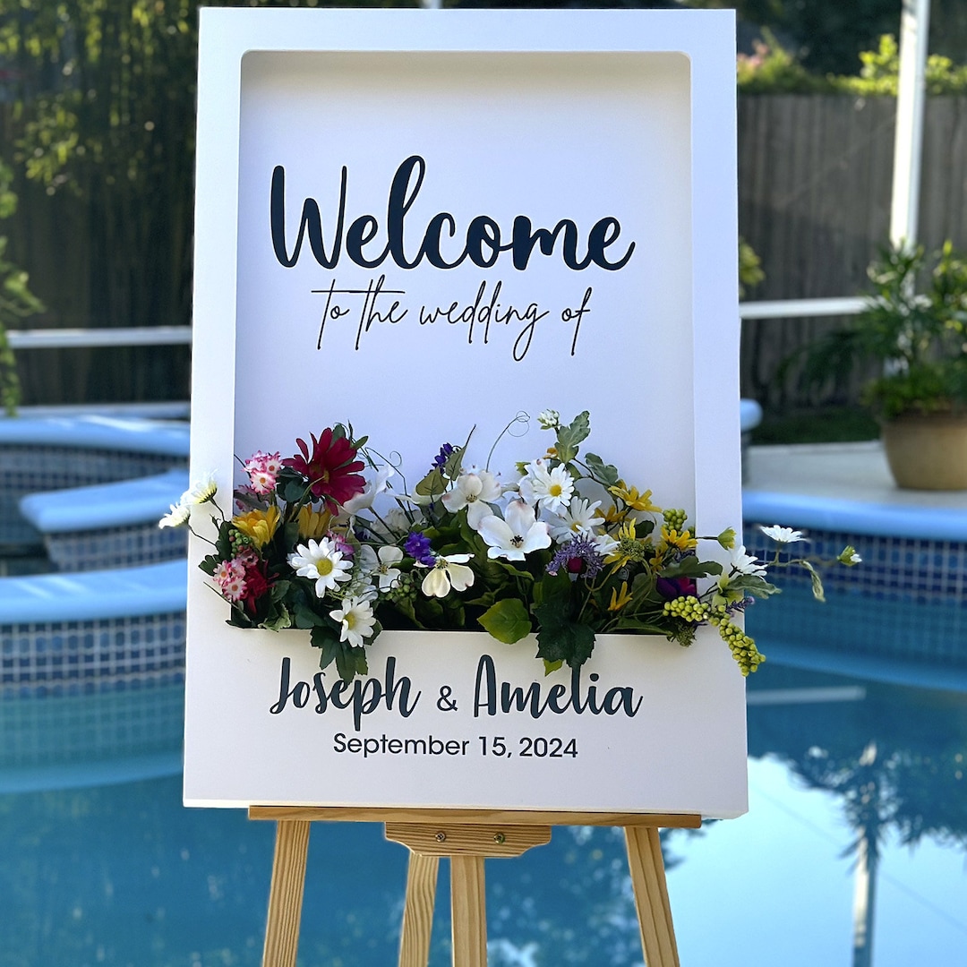 Custom Wedding Welcome Sign: Flower Box Decor, Personalized Easel - Etsy