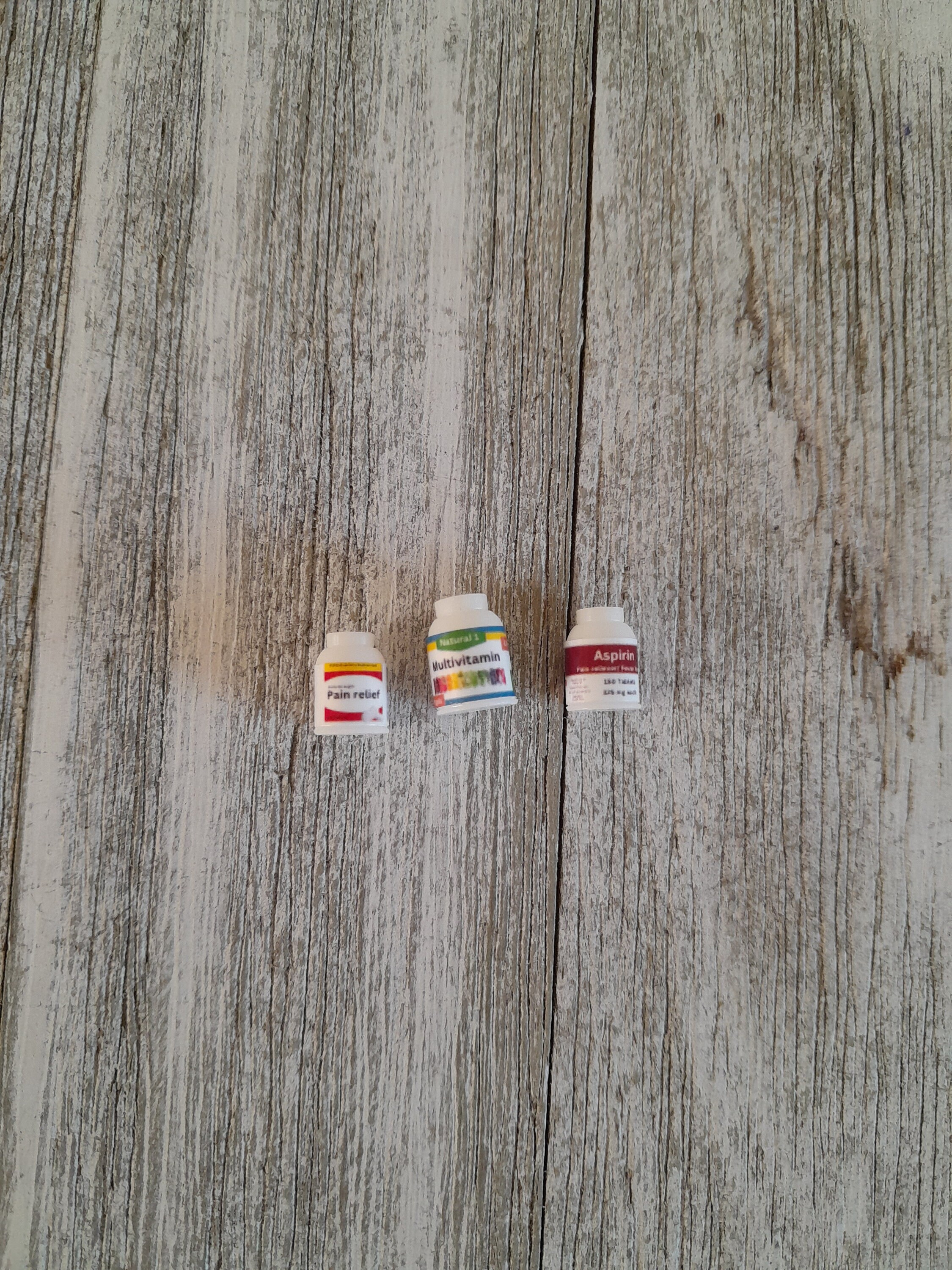 1/12 Scale Mini Multivitamins, Aspirin, Pain Relief Medicine Pills ...