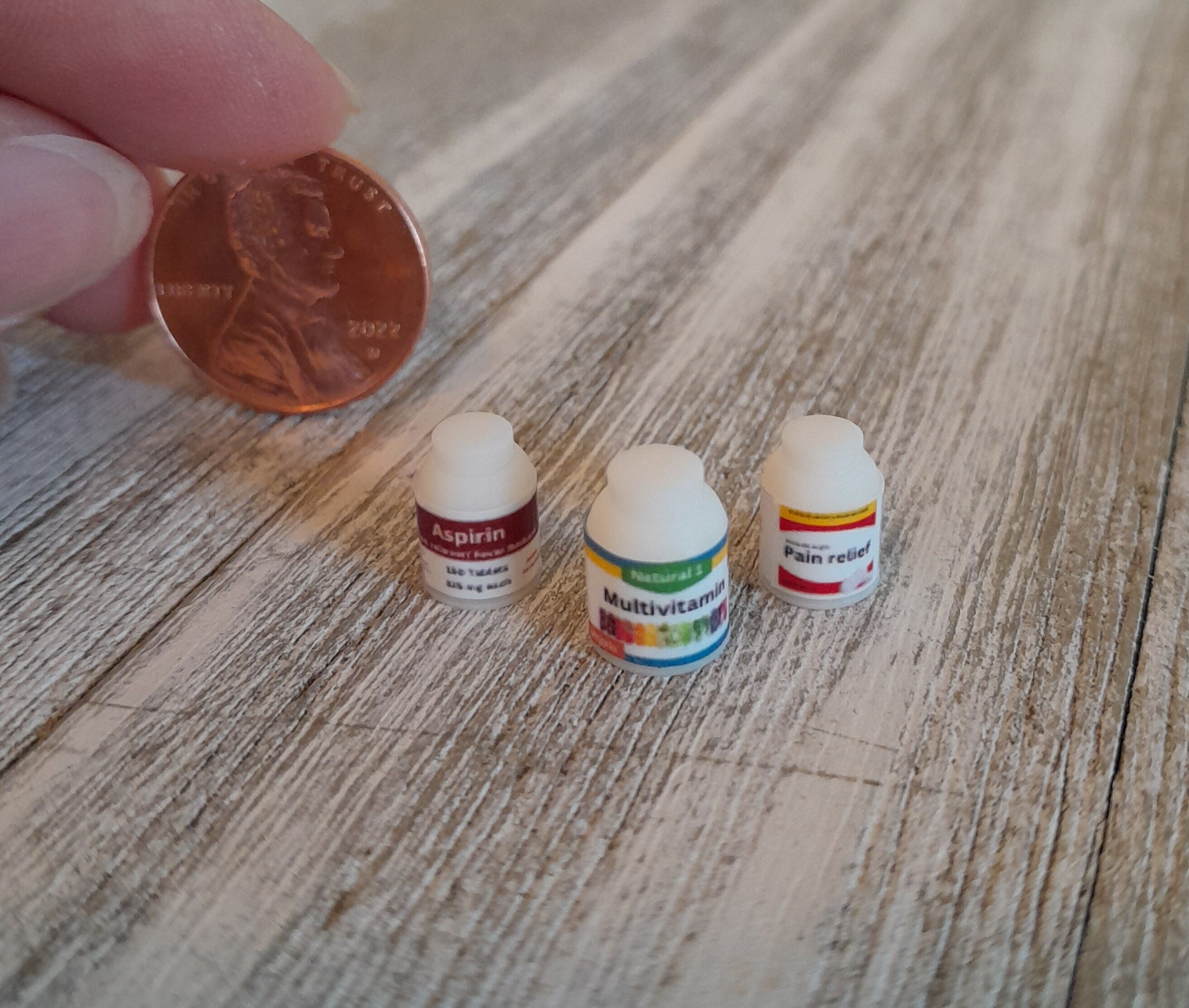 1/12 Scale Mini Multivitamins, Aspirin, Pain Relief Medicine Pills ...