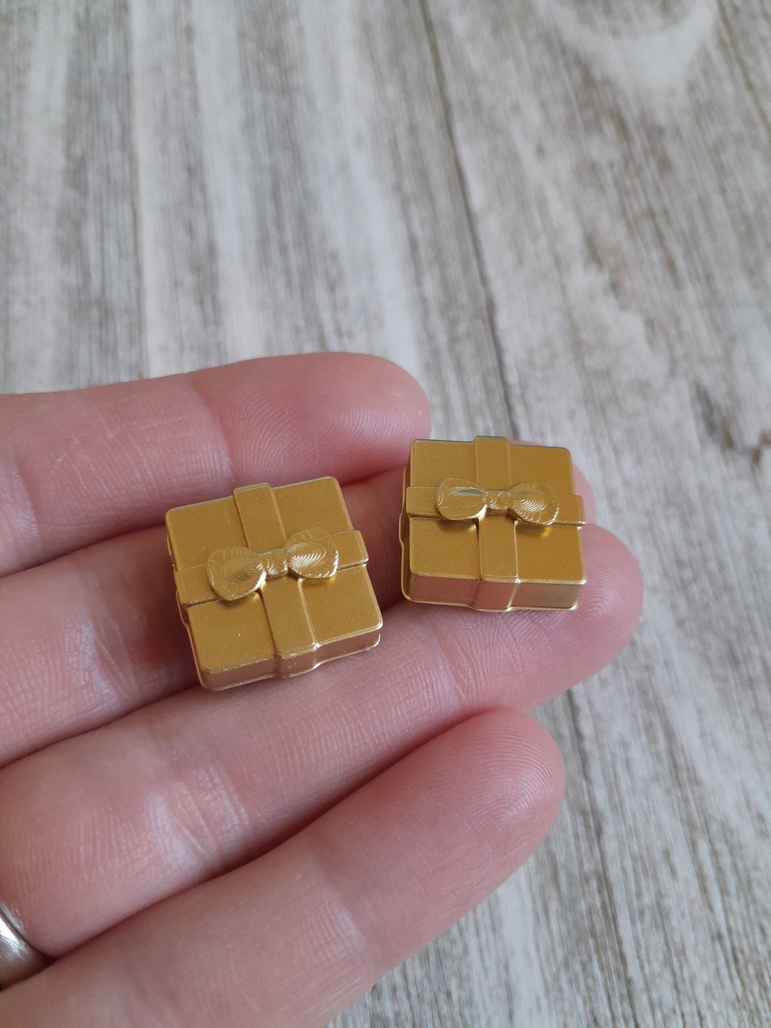 1/12 Scale 2 Pcs Miniature Gold Gift Boxes for a Dollhouse, Mini Decor ...