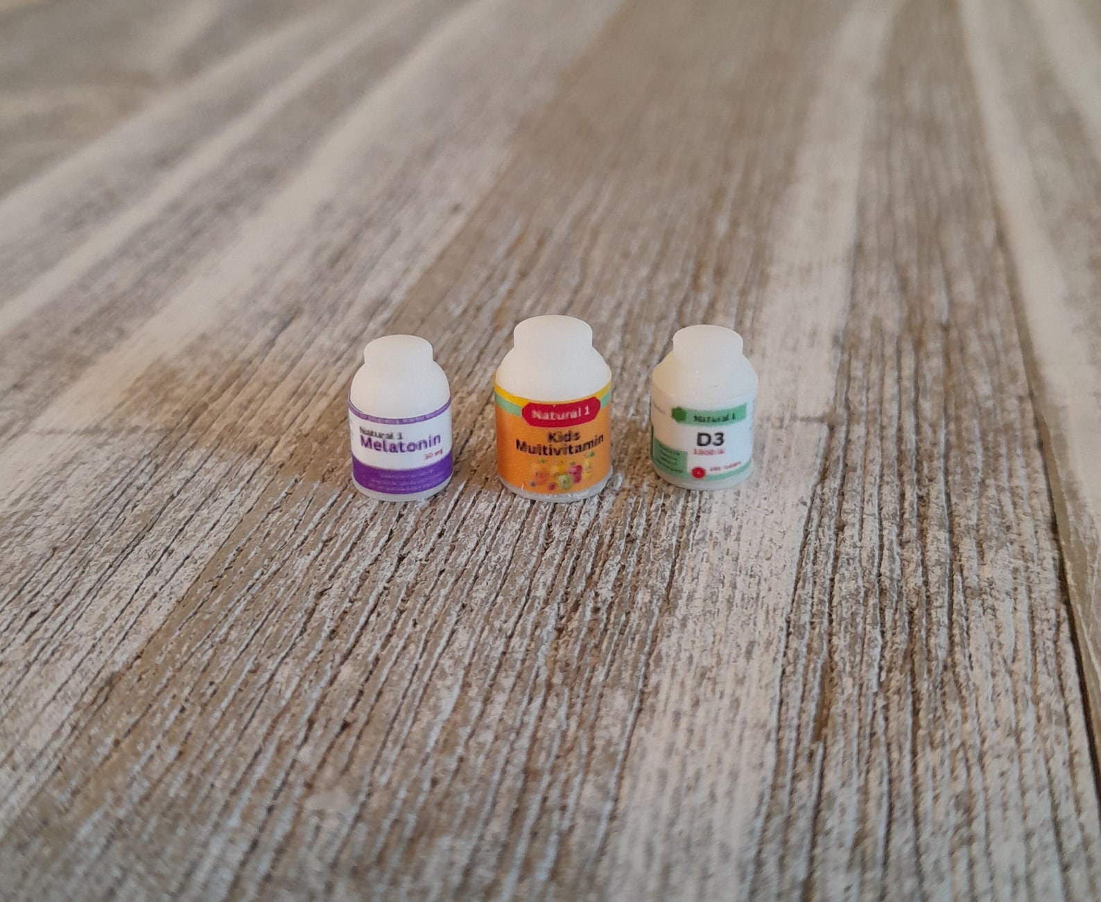 1/12 Scale Mini Kids Multivitamins, Mini Melatonin, Mini Vitamin D3 ...