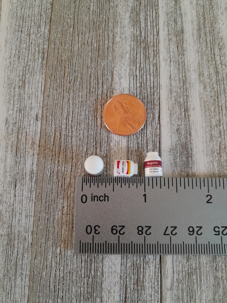 1/12 Scale Mini Multivitamins, Aspirin, Pain Relief Medicine Pills ...
