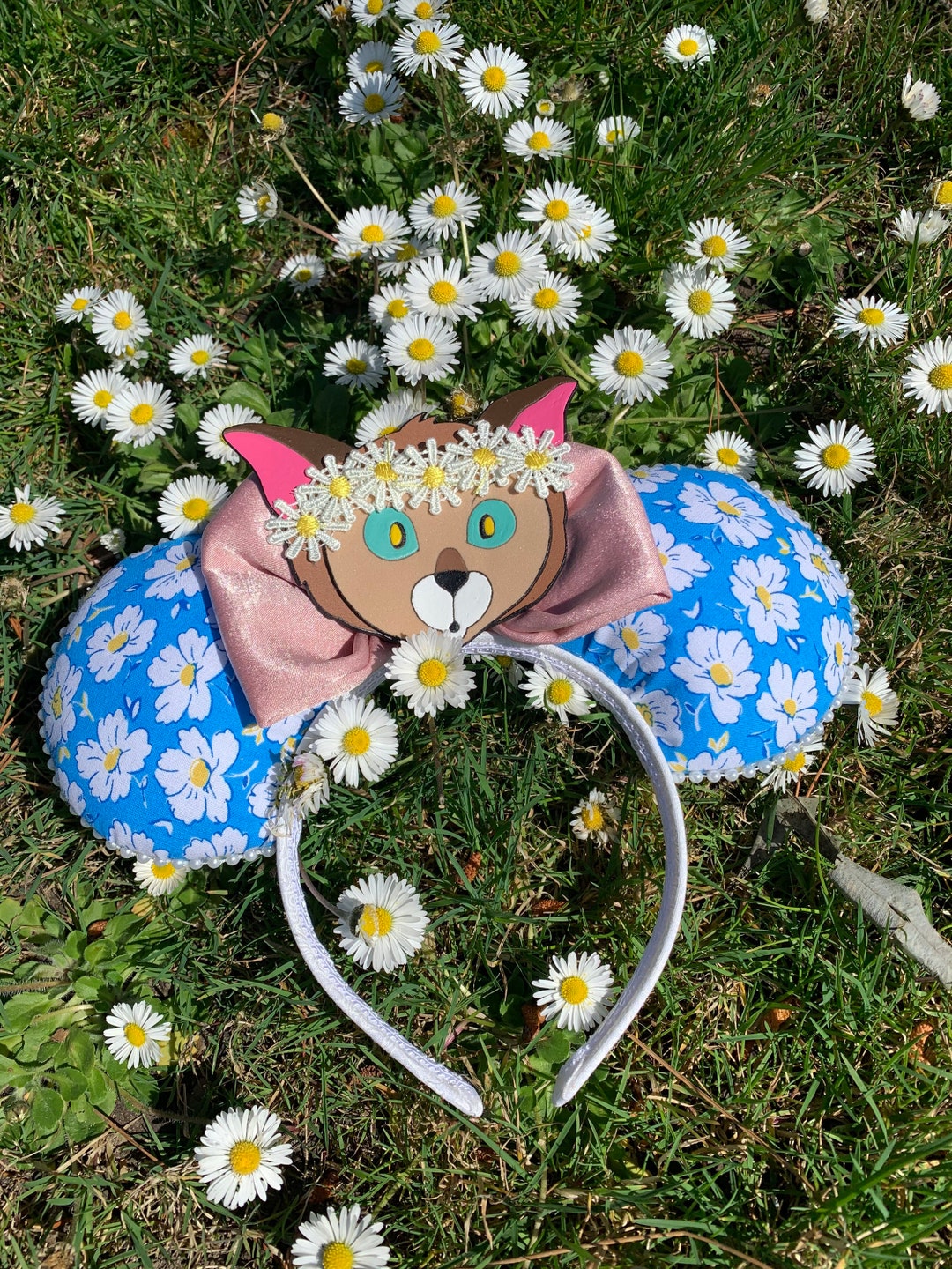 Dinah in the Flowers - Etsy