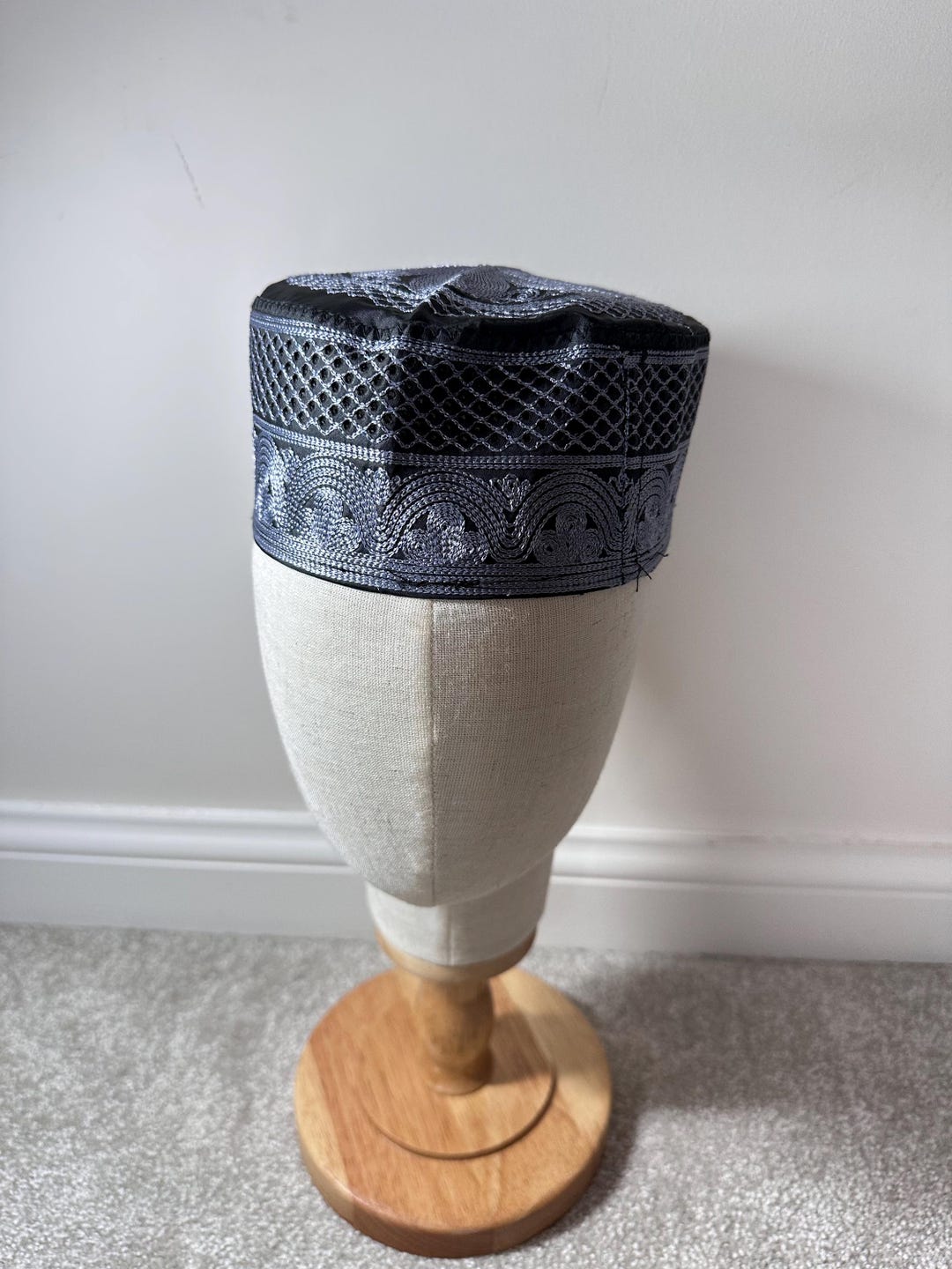 Black Embroidered Islamic Prayer Kufi Hat - Elegant Men's Cap - Etsy