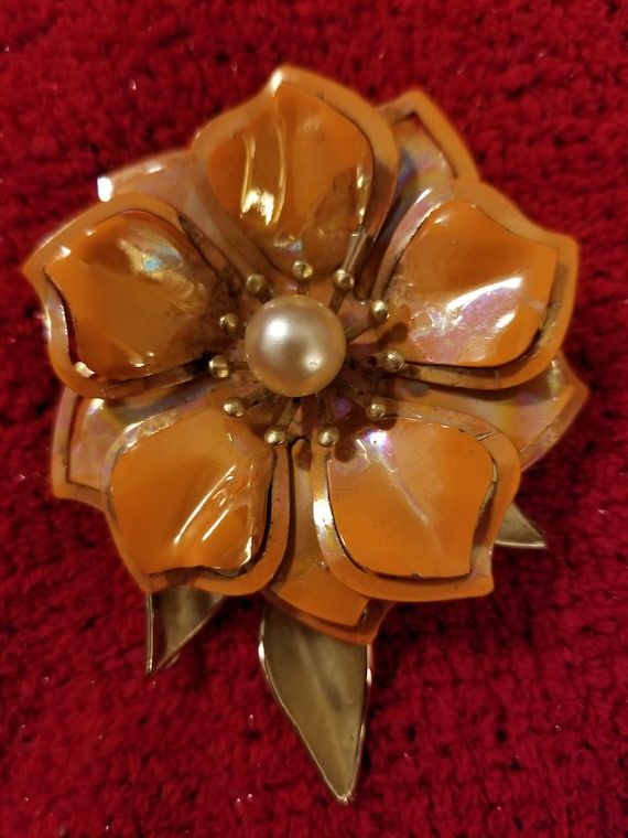 mid century flower brooch - Gem