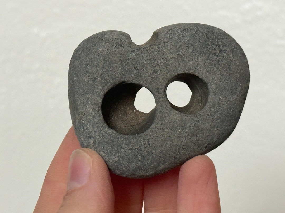 1 Oz Genuine HOLEY HAG STONE Natural Hole Indent Pebble Odin Adder Rock ...