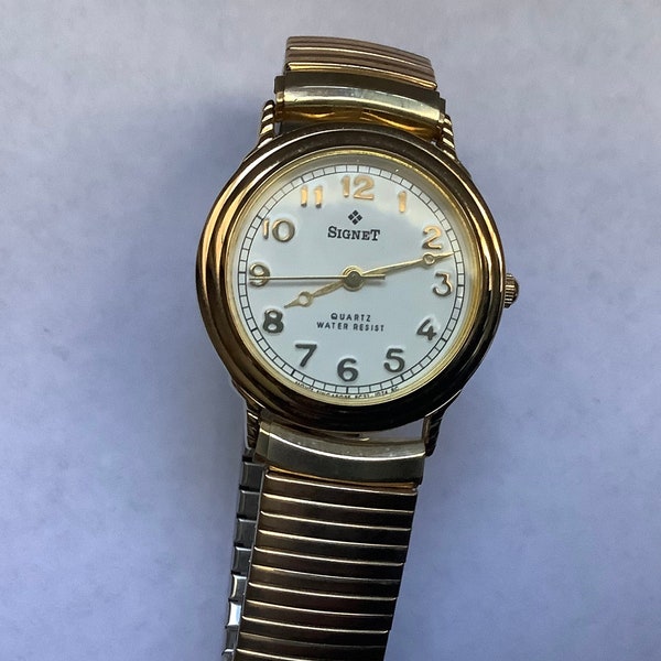 Quartz Wrist Watch - Etsy