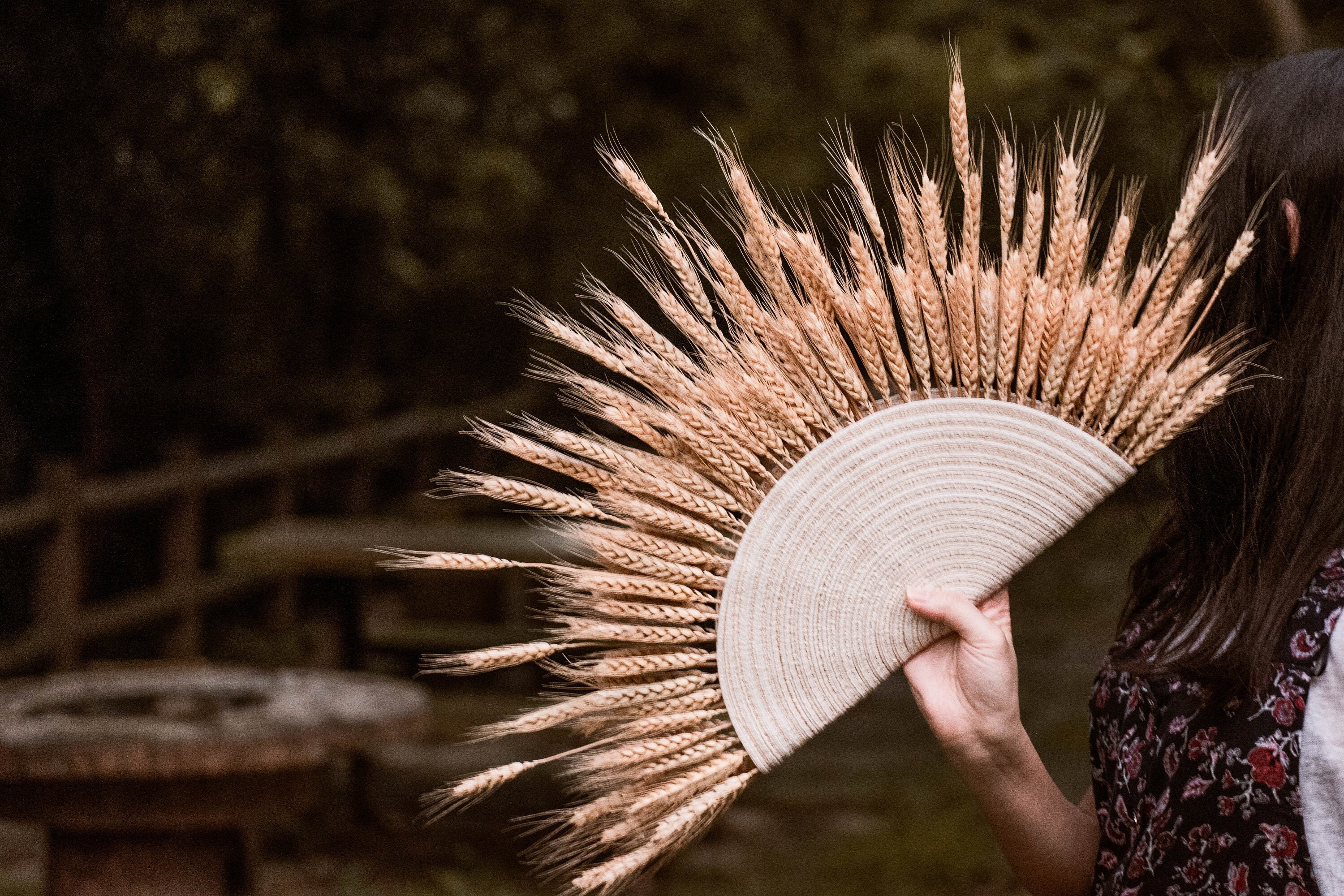 Boho floral fan / Dried flower woven fan / oriental fan / | Etsy