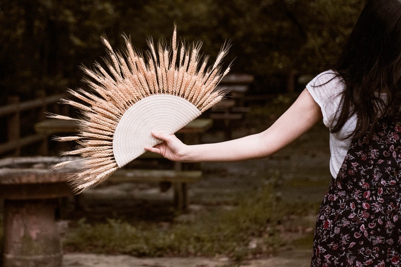 Boho Floral Fan / Dried Flower Woven Fan / Oriental Fan / - Etsy