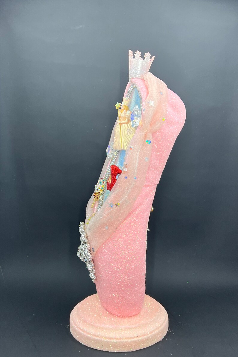 Wizard of Oz Glinda and the Munchkin Land Pointe Shoe - Etsy