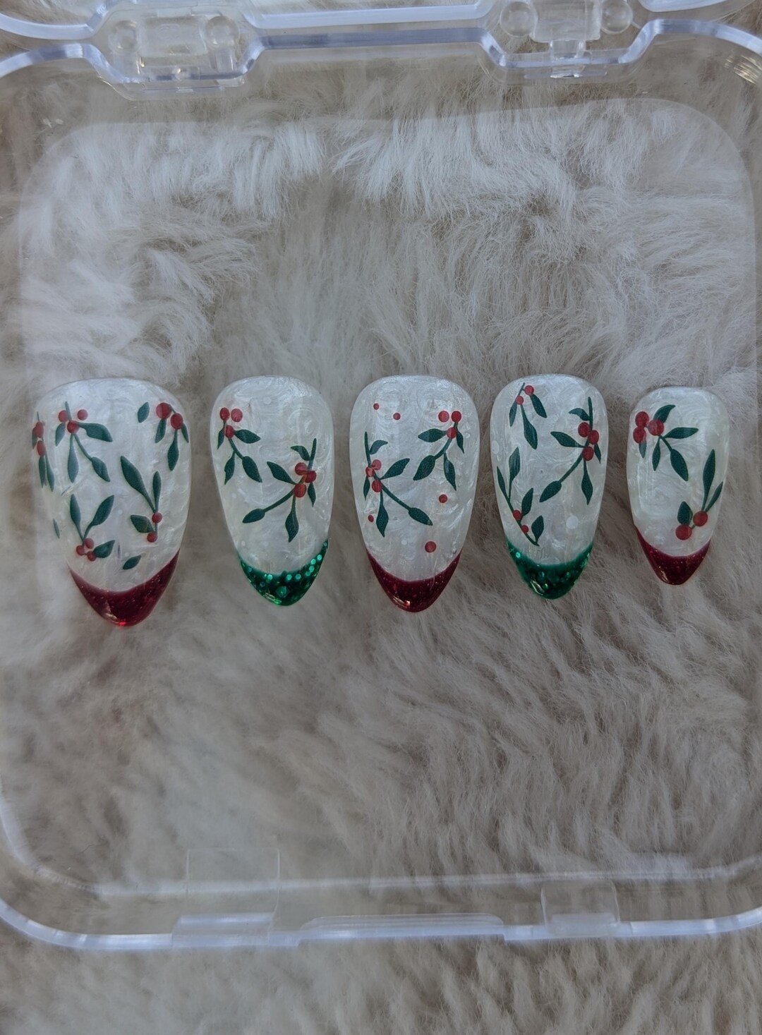 Mistletoe Press on Nails, Holiday Nails, Christmas Nails, Winter Nails ...