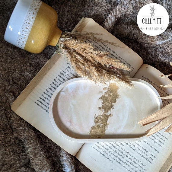 Pico Ceramic Vase and Concrete Tray Set | Etsy