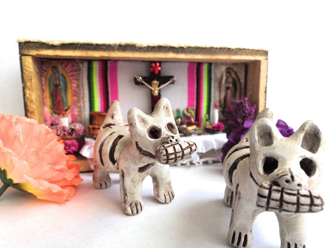 Day of the Dead. Skull Dog, Xoloitzcuincle. 3.5". Made in Mexico. Skull ...