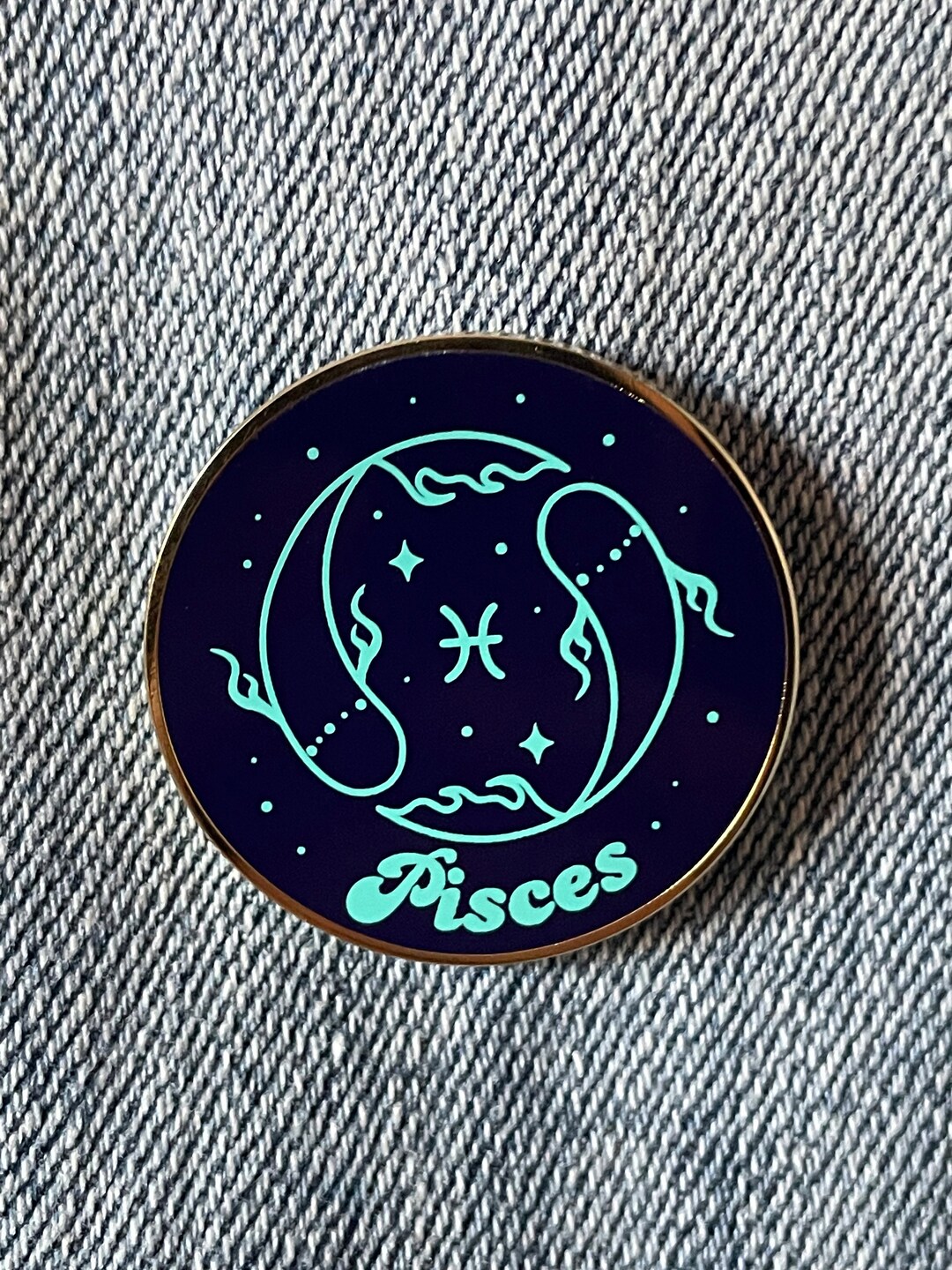 Pisces Zodiac Sign Hard Enamel Pin Astrology Lapel Pin For Jackets