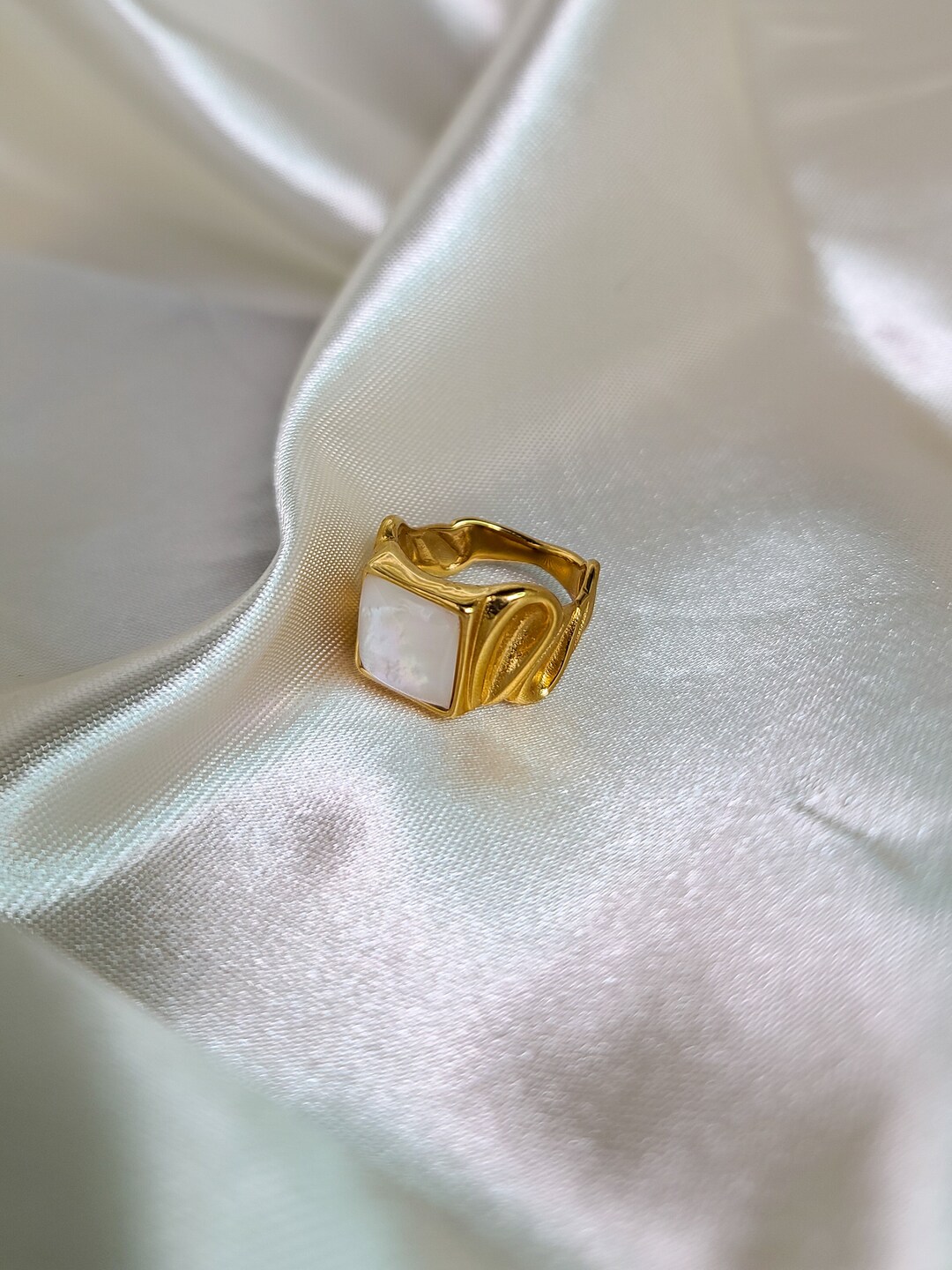 Roma Ring | 18K Gold Plated Titanium Steel | Non Tarnish Waterproof ...